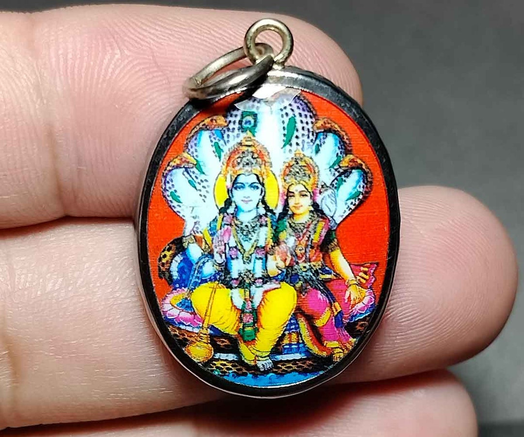 Hindu Pendant, Rope Necklace, Lord Vishnu, Maa Laxmi, Lakshmi, Hindu ...