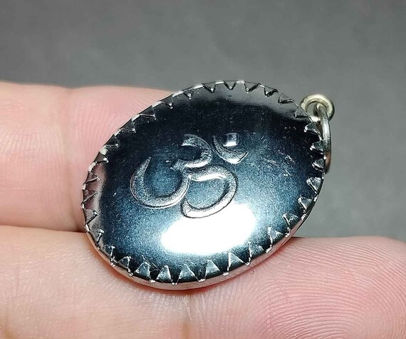 Hindu Pendant, Rope Necklace, Lakshmi, Laxmi, Goddess… - Gem