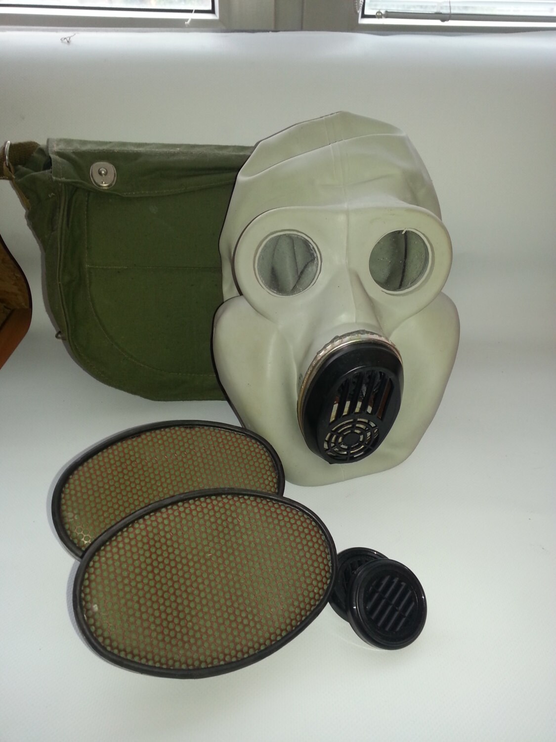 Soviet Army WW2 Gas Mask PBF EO-19 with filter and bag Gray | Etsy