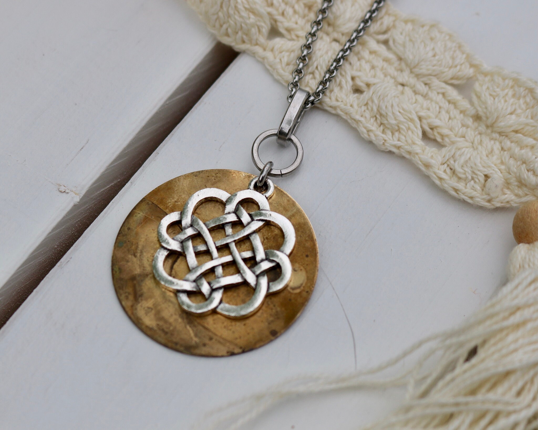 Celtic Knot/disc Pendant - Etsy