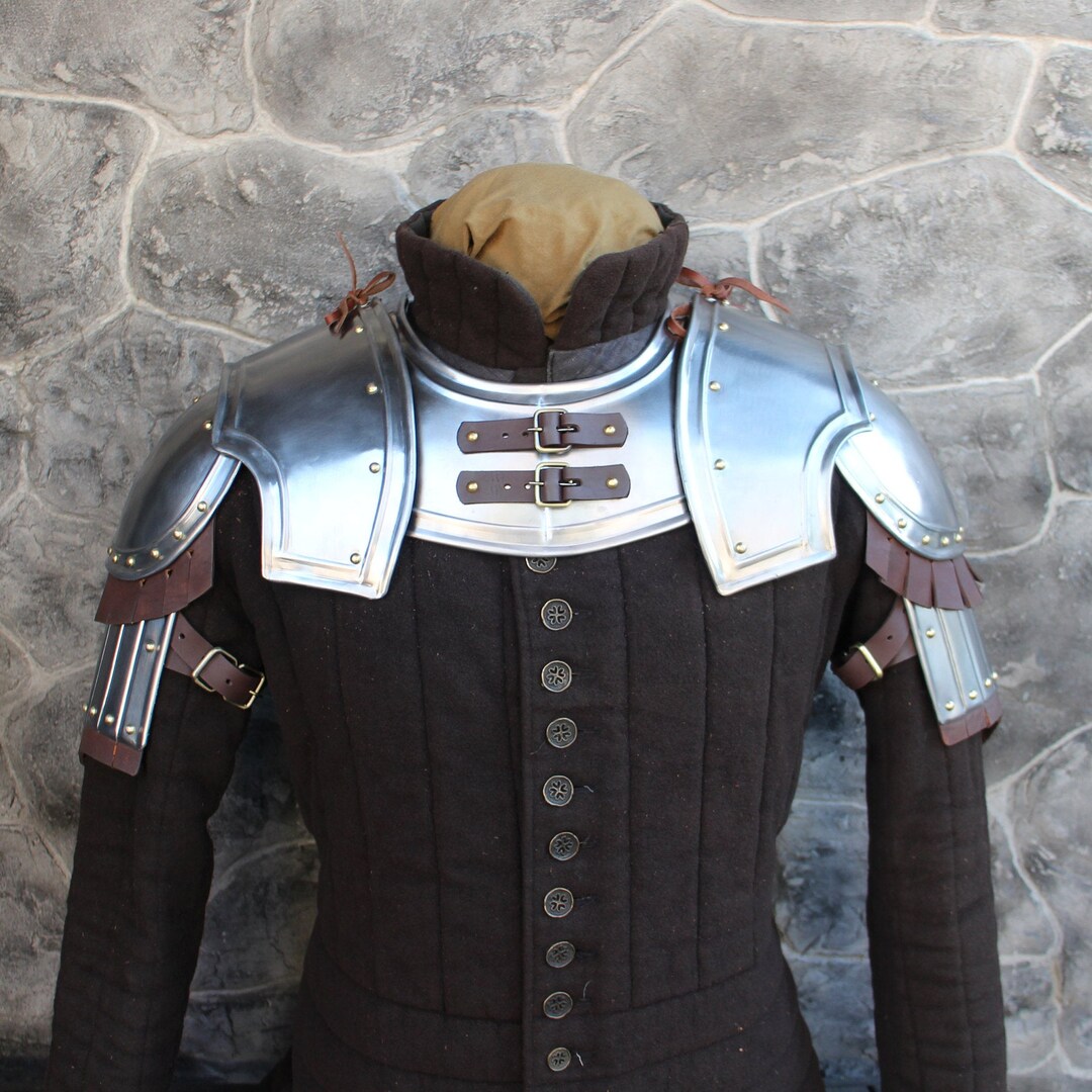 Steel LARP Pauldrons and Gorget Set "protector of Empire" - Etsy