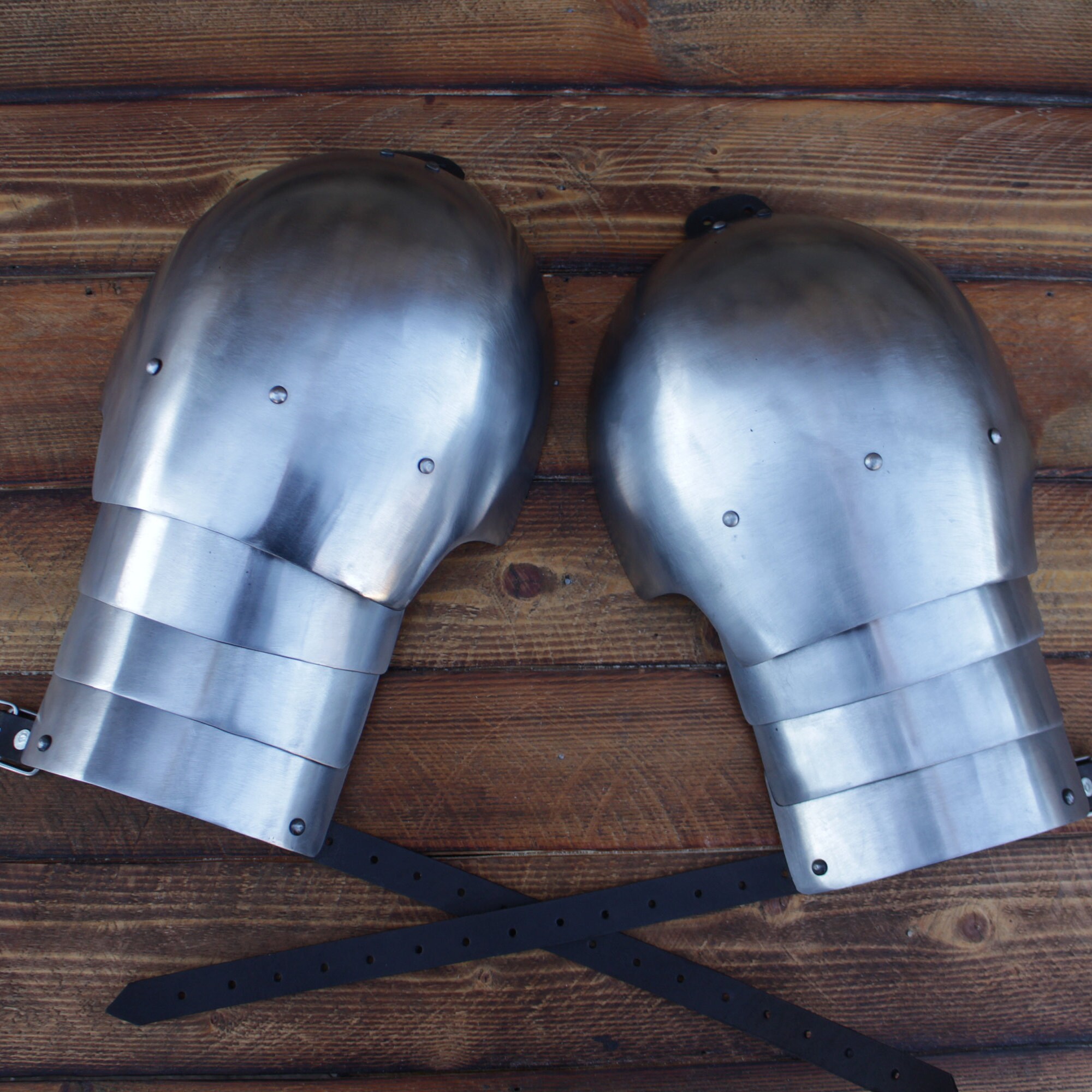 Simple XIV Century Medieval Pauldrons | Etsy