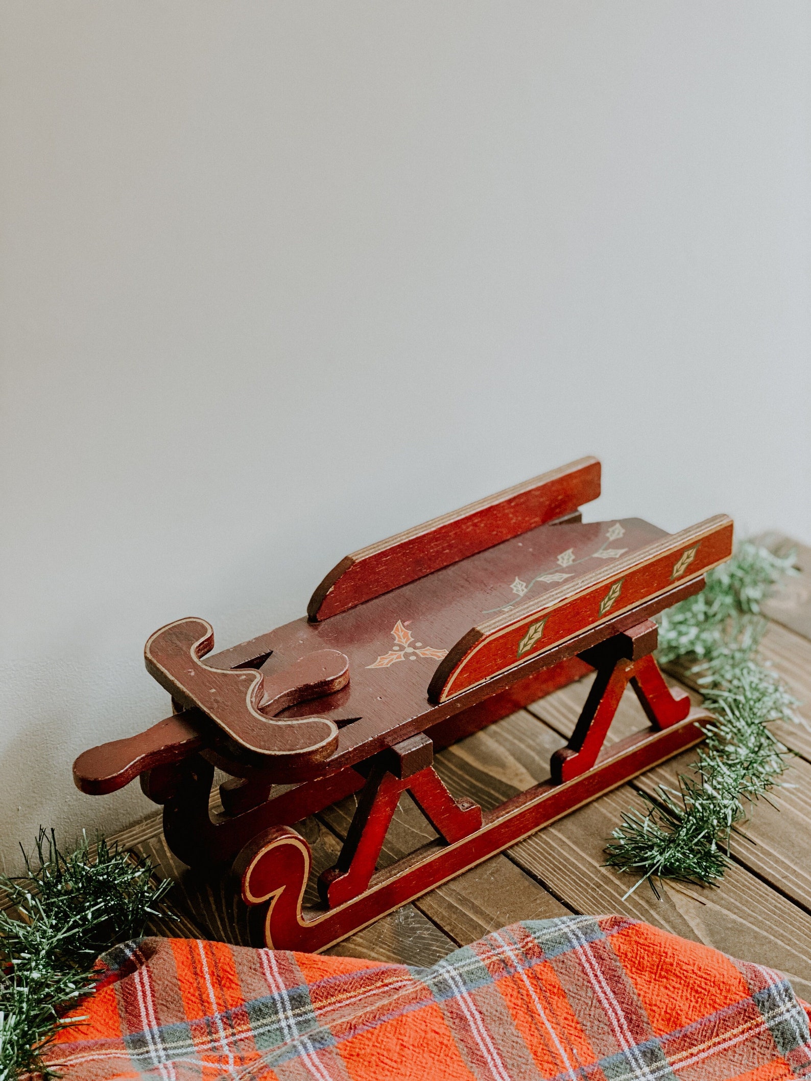 Vintage Wooden Decorative Sleigh With Gold-painted Holly Berries - Etsy