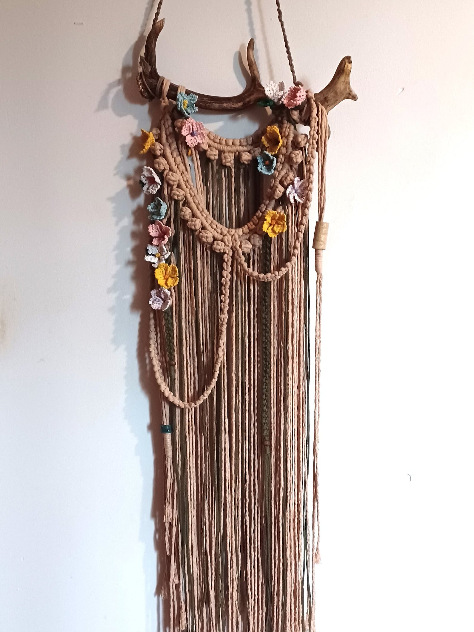 Romantic Deer Antler 3D Floral Macrame Wall Hanging Colourful Flower ...