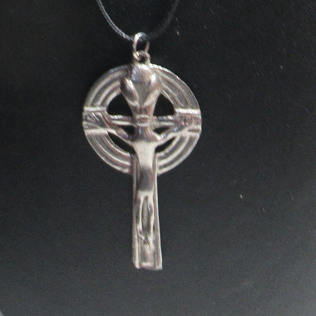 Alien on Cross Pewter Necklace Pendant on 18 Black Cord - Etsy