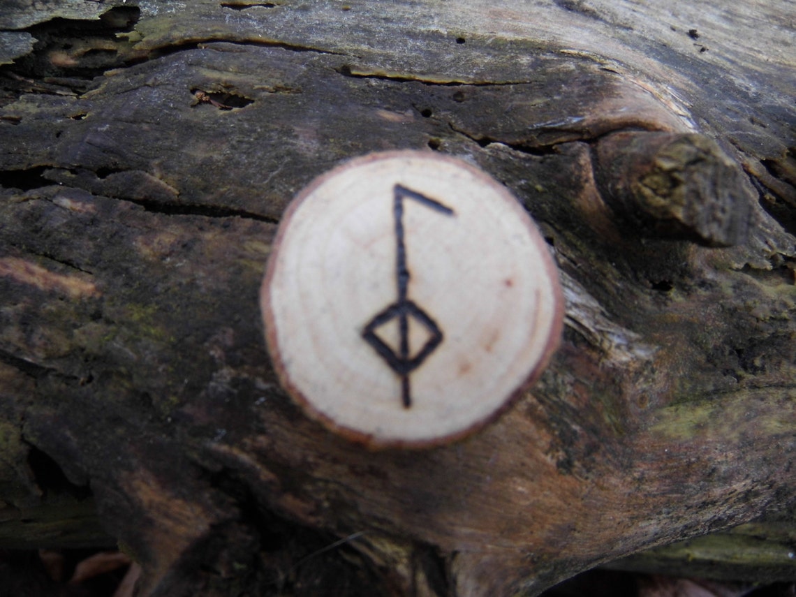 Nordic Healing Health and Peace Rune Set - Etsy UK