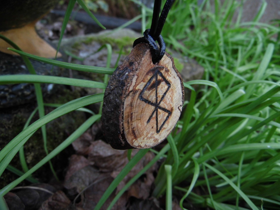 Nordic Peace Rune Necklace | Etsy