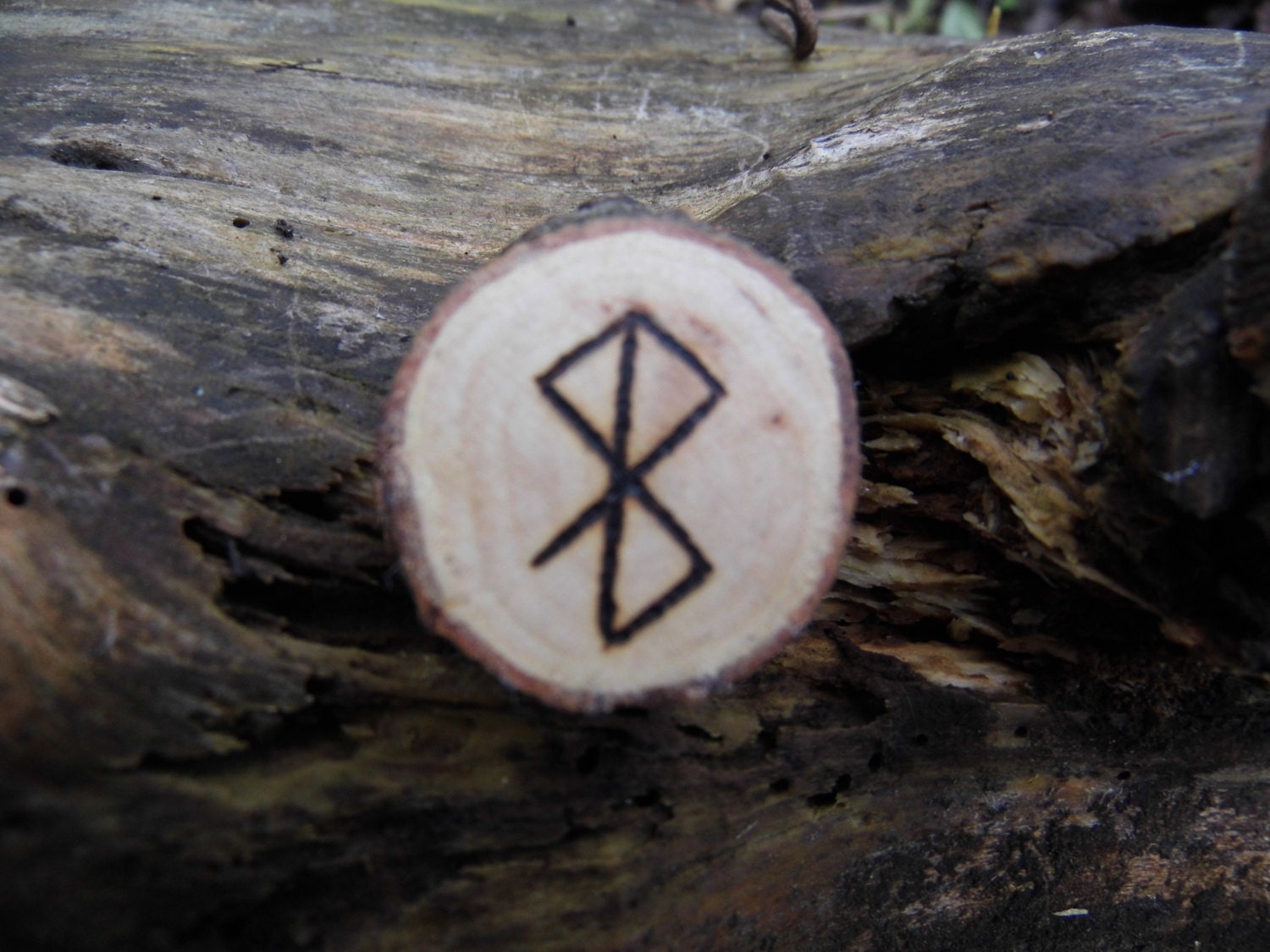 Nordic Healing Health and Peace Rune Set - Etsy