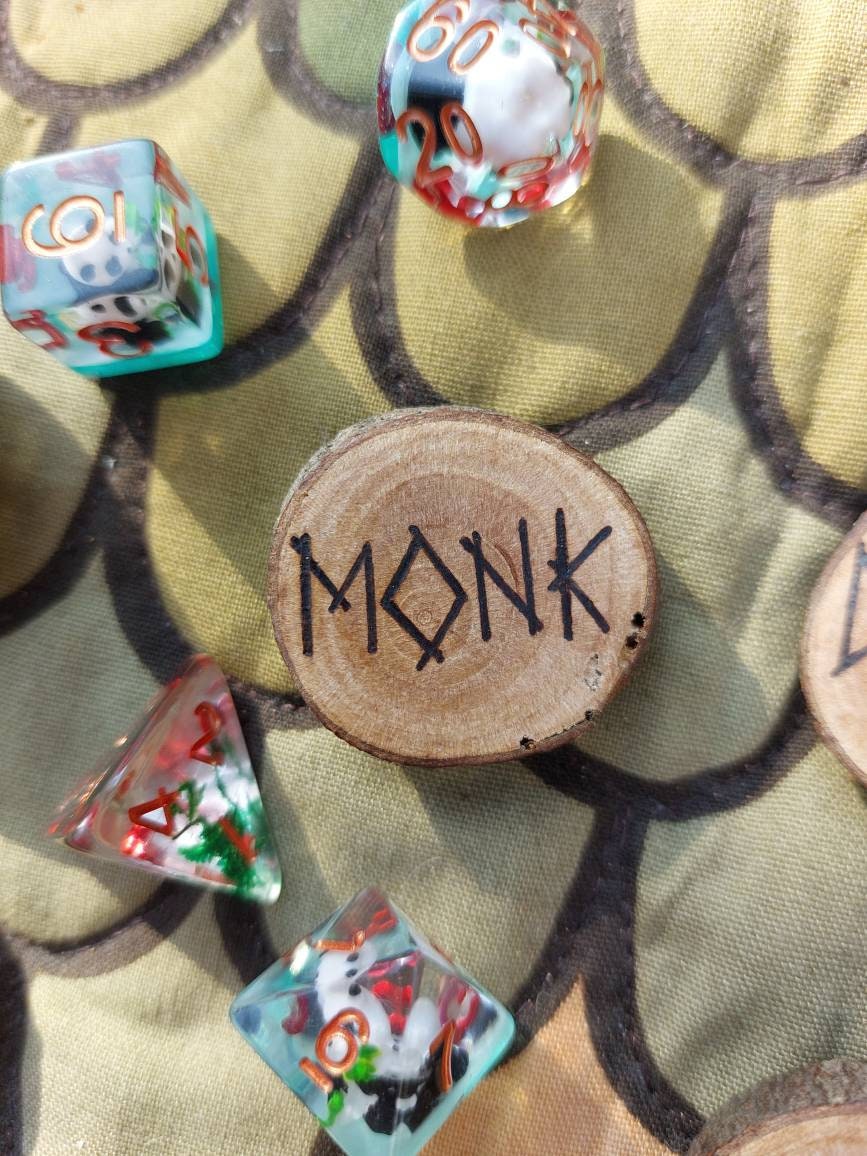 Dungeons and Dragons Class Pin Badges - Etsy