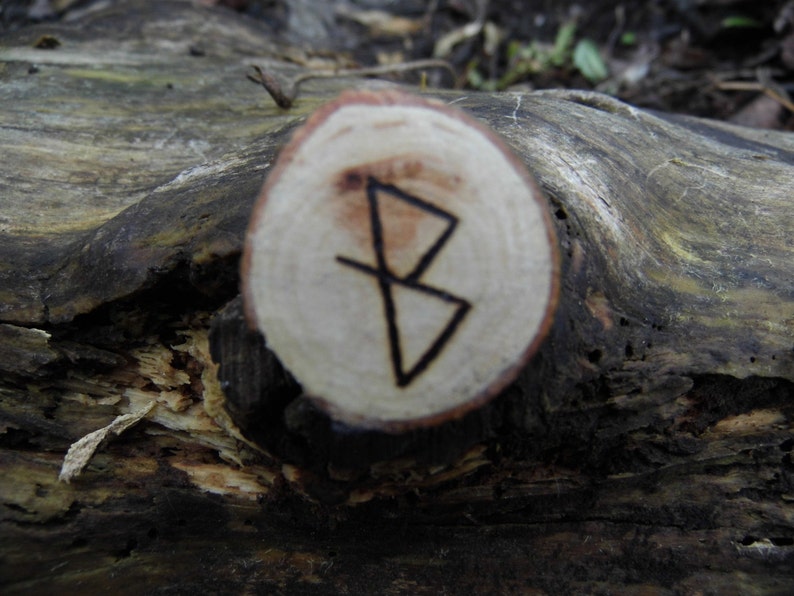 Nordic Healing Health and Peace Rune Set - Etsy UK