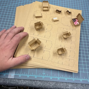 Printable Miniature Boxes: Clamshell & Small Rectangular Action Figure ...