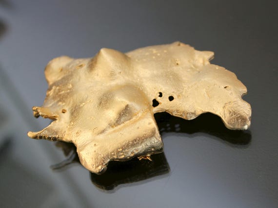 XL Vintage Gold Tone Cast Torso Brooch. Pucci Style. … - Gem