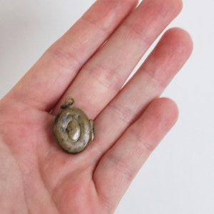 Reliquary Nun's Work Victorian Antique Catholic Relic Locket. - Etsy