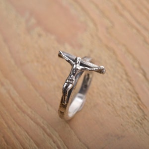 Sterling Silver Crucifix Ring for Men Women, Jewelry for Christians ...