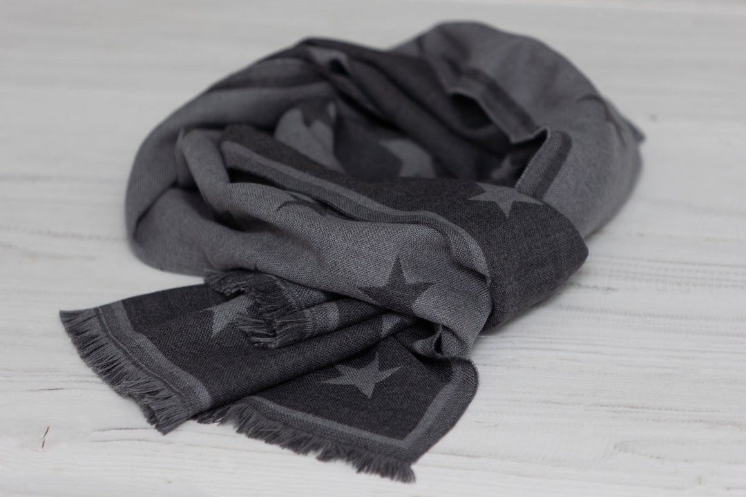 Extra Fine Merino Wool Reversible Unisex Dark Grey Scarf Star Pattern ...