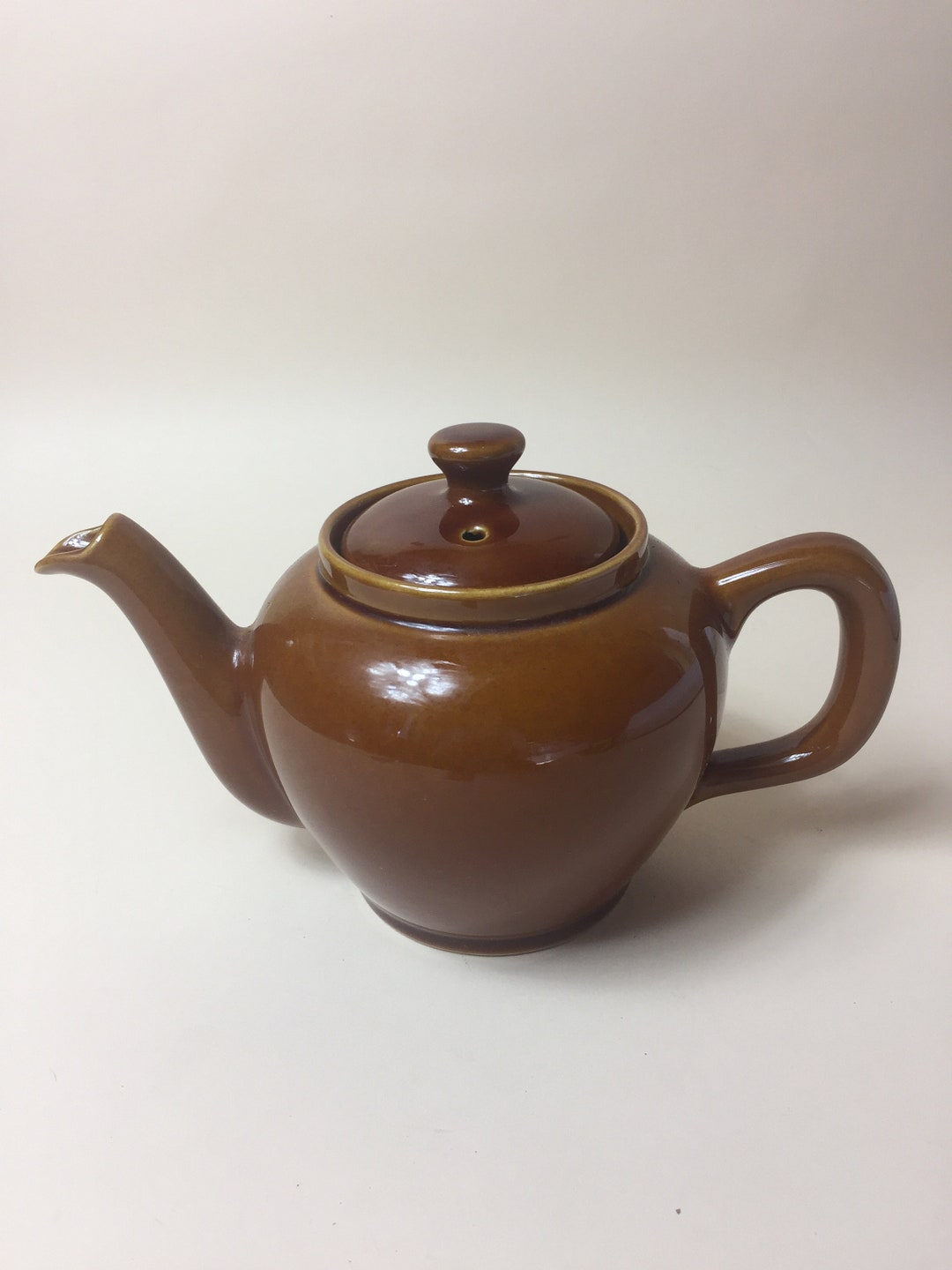 A Superb Vintage Traditional Porcelain Teapot, Made in England - Etsy