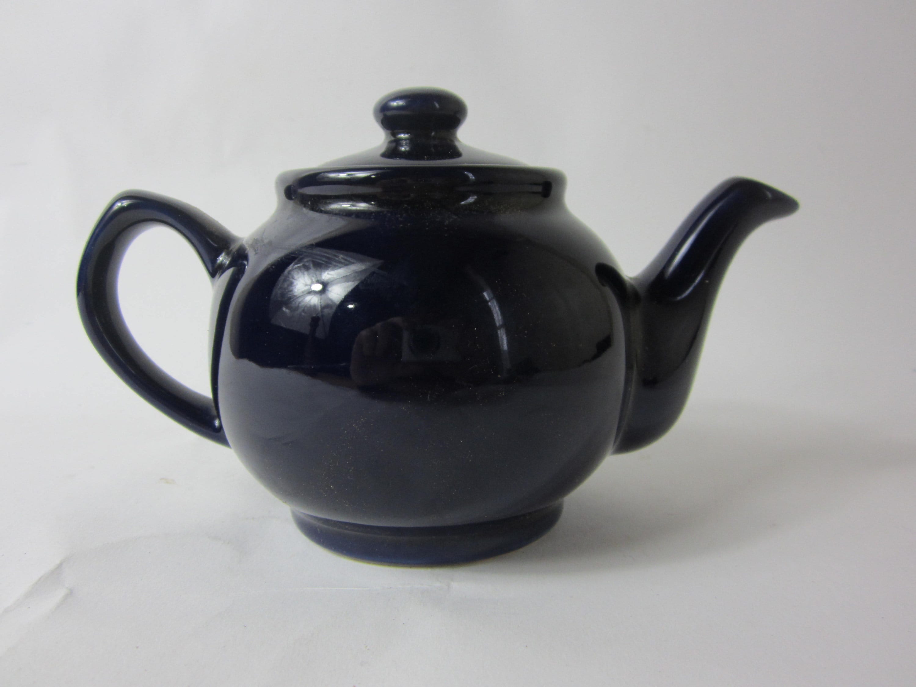 A Superb Vintage Traditional Porcelain Teapot Made in England - Etsy