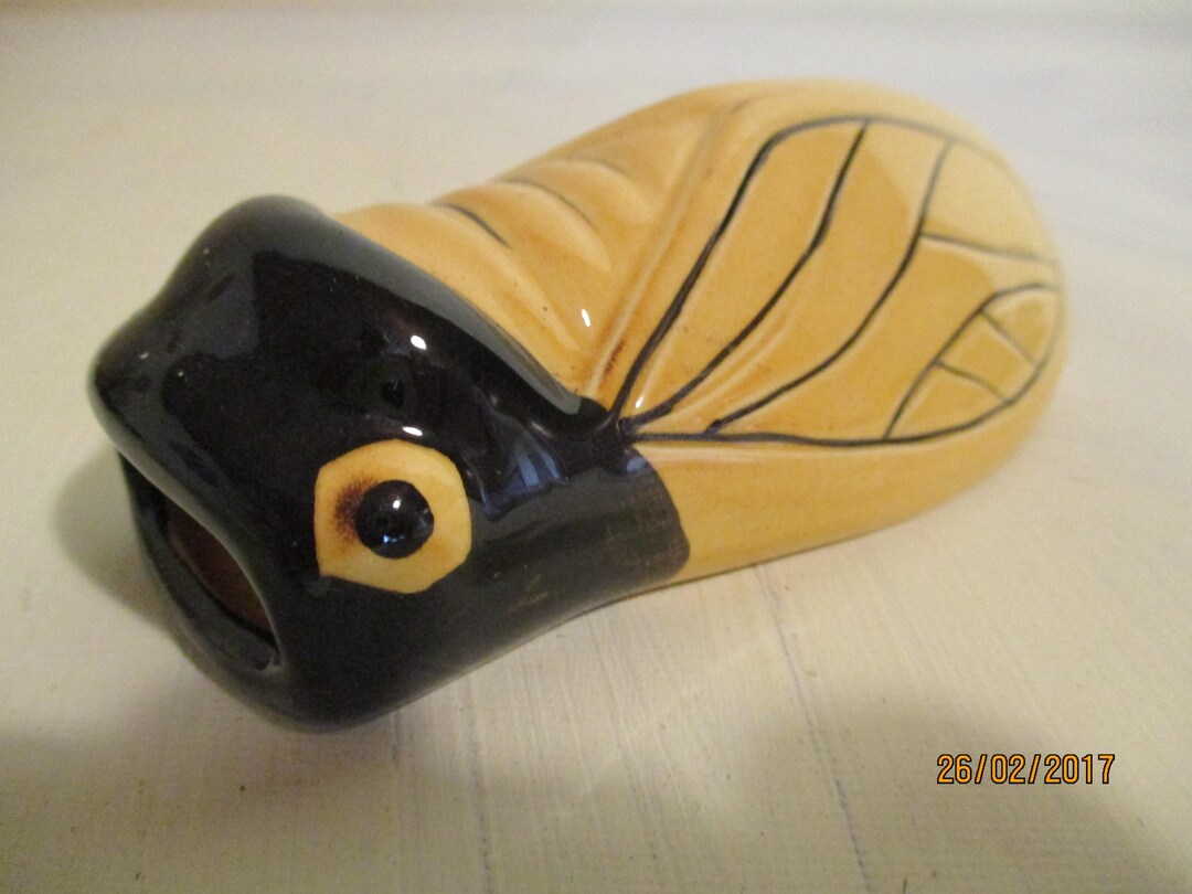 A Lovely Vintage Porcelain/ceramic Wall-mountable Cicada, Made in ...
