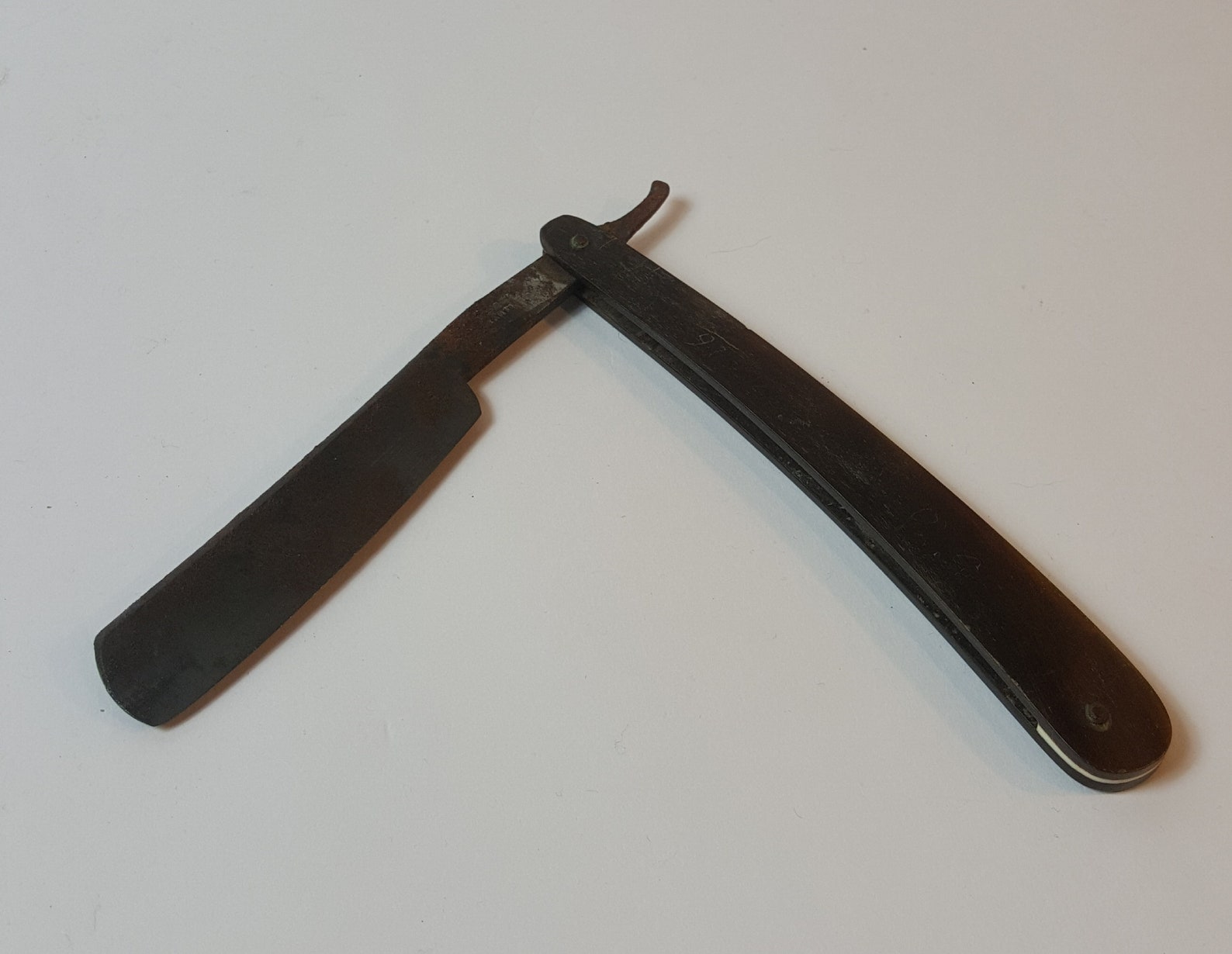 A Fabulous Vintage Cut-throat Collectible Razor Made in - Etsy UK