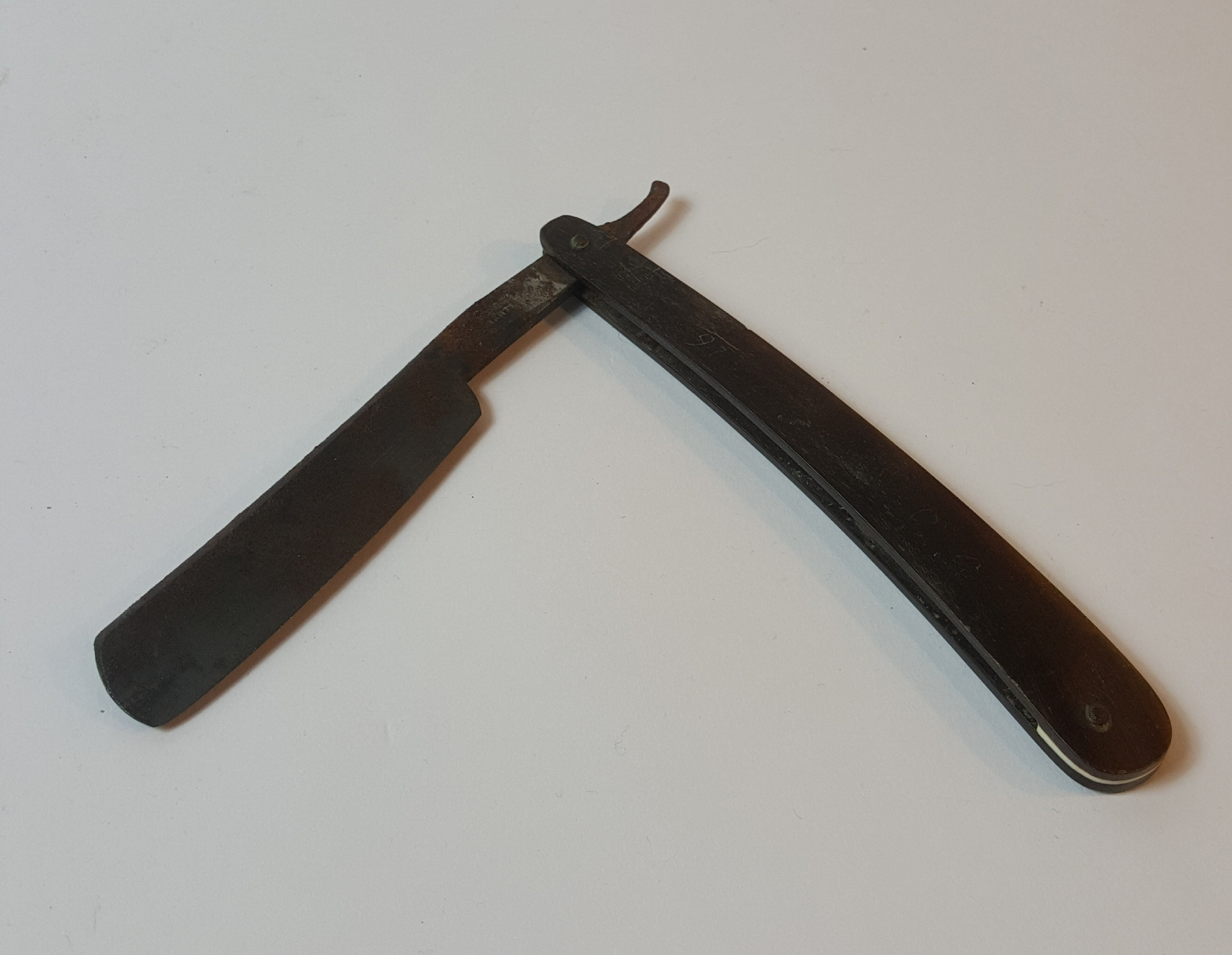 A Fabulous Vintage Cut-throat Collectible Razor Made in - Etsy UK