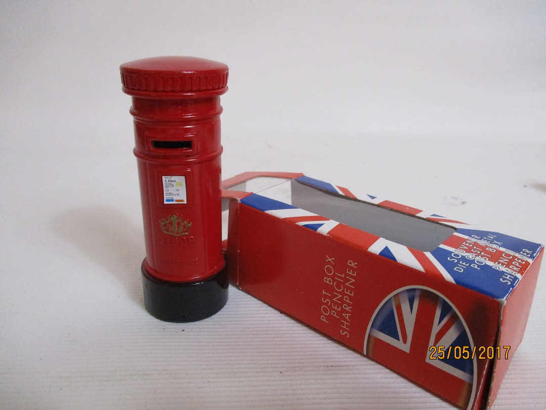 A Grogeous Vintage Metal British Post-box/postal-box, in Presentation ...