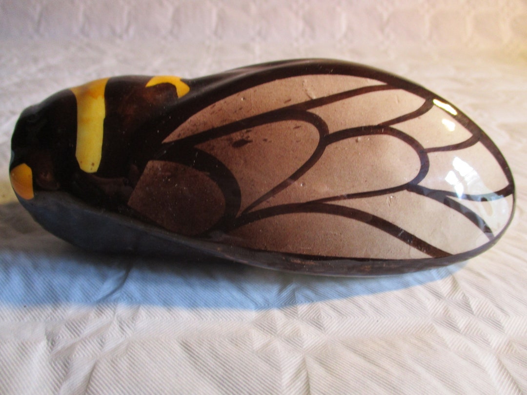 A Lovely Vintage Porcelain/ceramic Wall-mountable Cicada, Made in ...