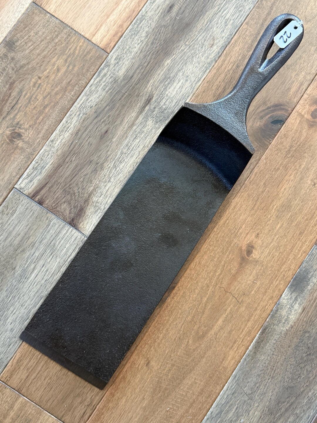 Custom LODGE Cast Iron Spatula 15": Sharp Beveled Edge, Seasoned ...