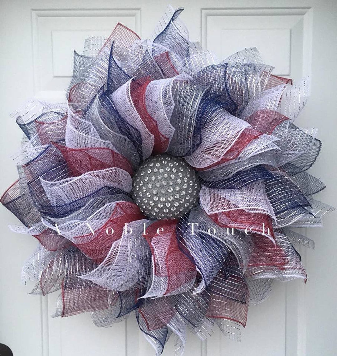 Patriotic Flower Pattern, DIY Pattern, How to Pattern, Patriotic Wreath ...