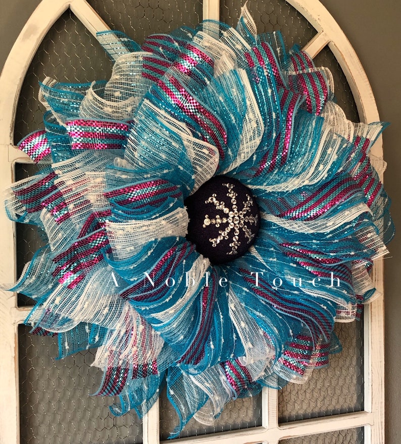Frozen Inspired Flower by A Noble Touch Flower Wreath Winter - Etsy