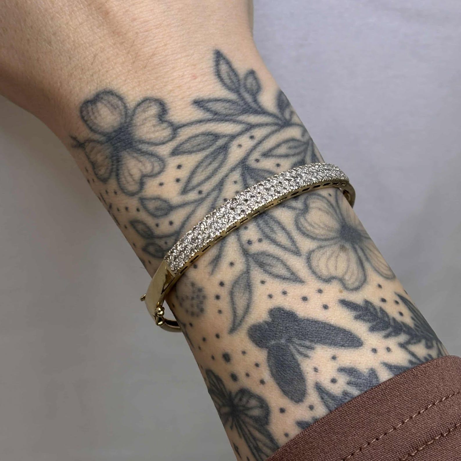 14kt Yellow Gold 2 CTW Diamond Incrusted Bangle - Etsy