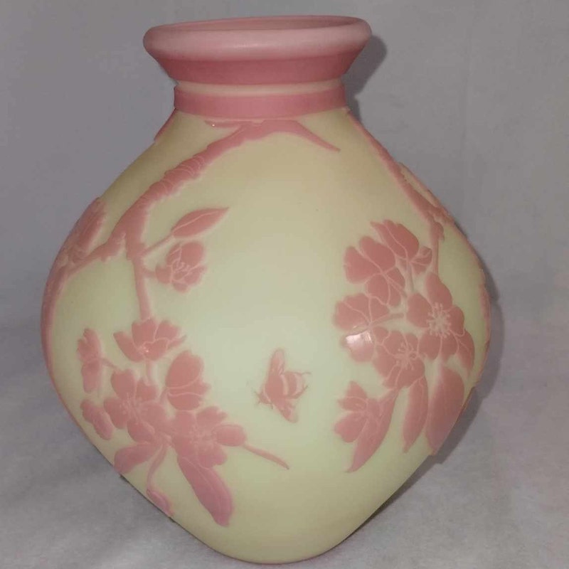 Burmese Vase - Etsy