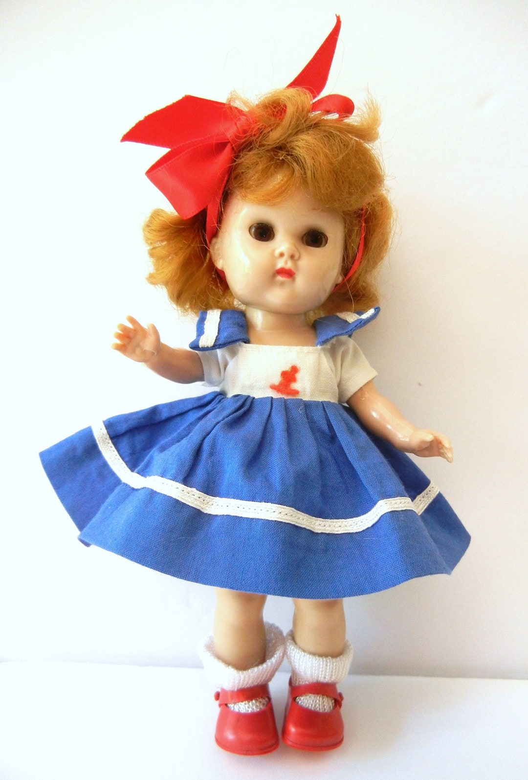 Vintage 1950s Vogue Ginny Walker in 1954 Kinder Crowd Dress #22 Blue ...