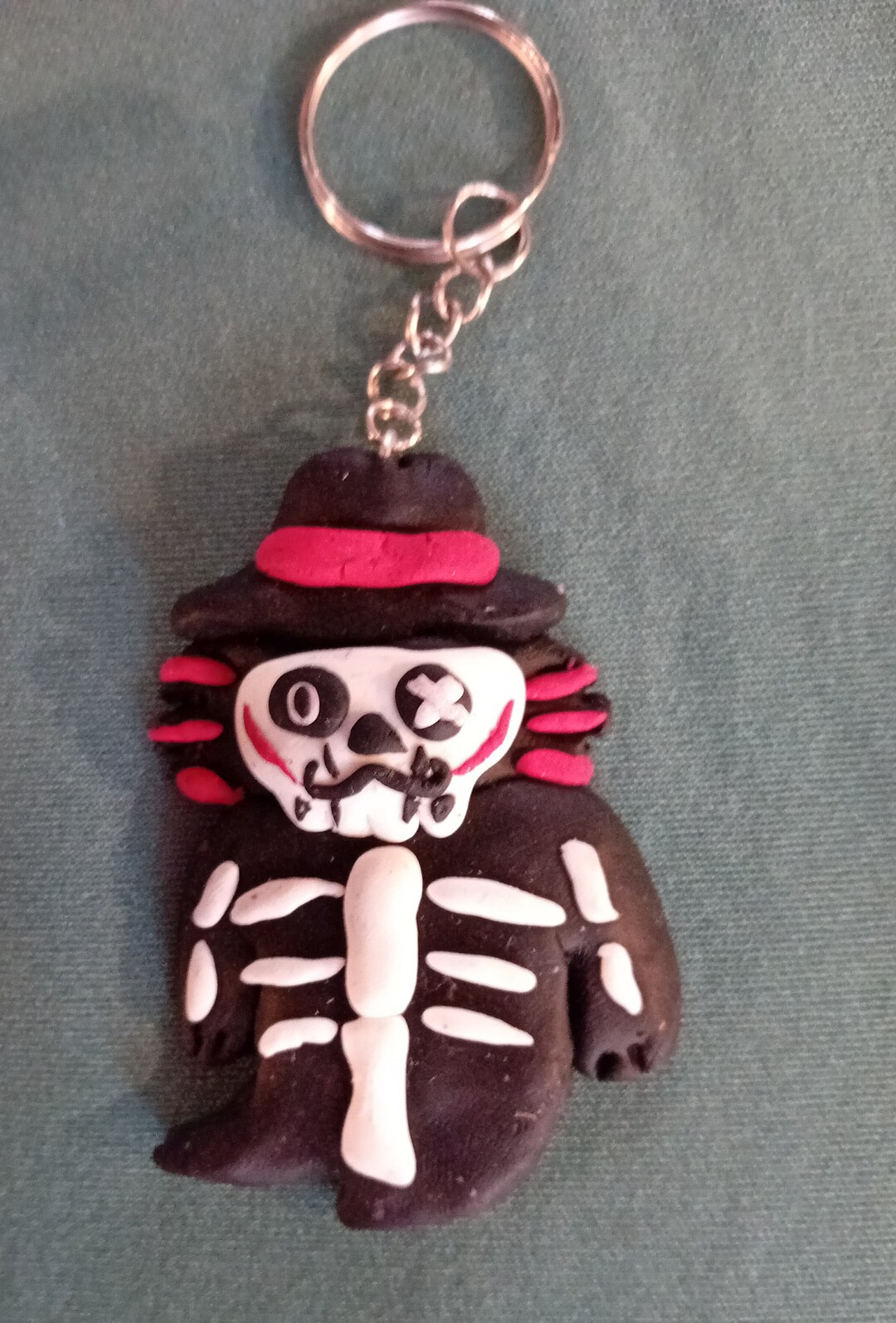 Axolotl Skeleton Keyring, Cool Keyring, Halloween Keychain - Etsy