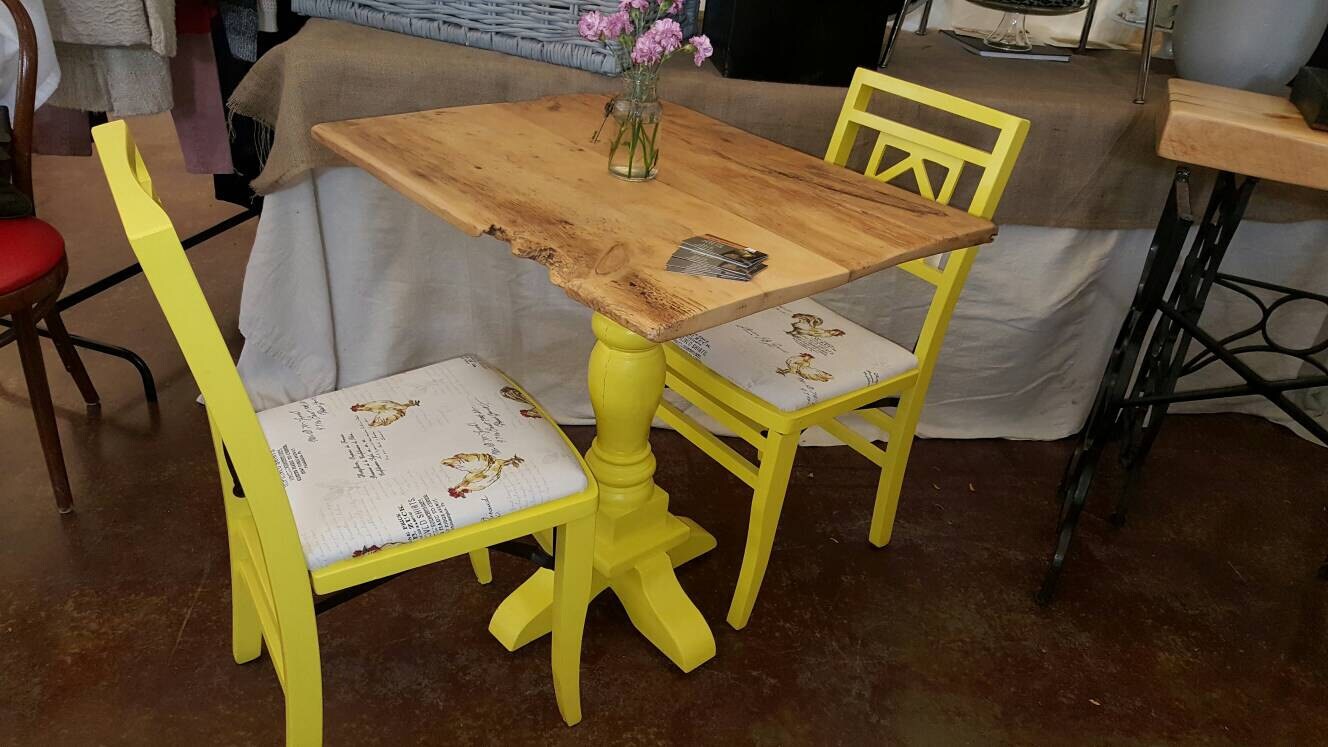 Sold..cute Reclaimed Barn Wood Breakfast Table and Chairs - Etsy