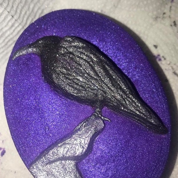 Crow Mold - Etsy