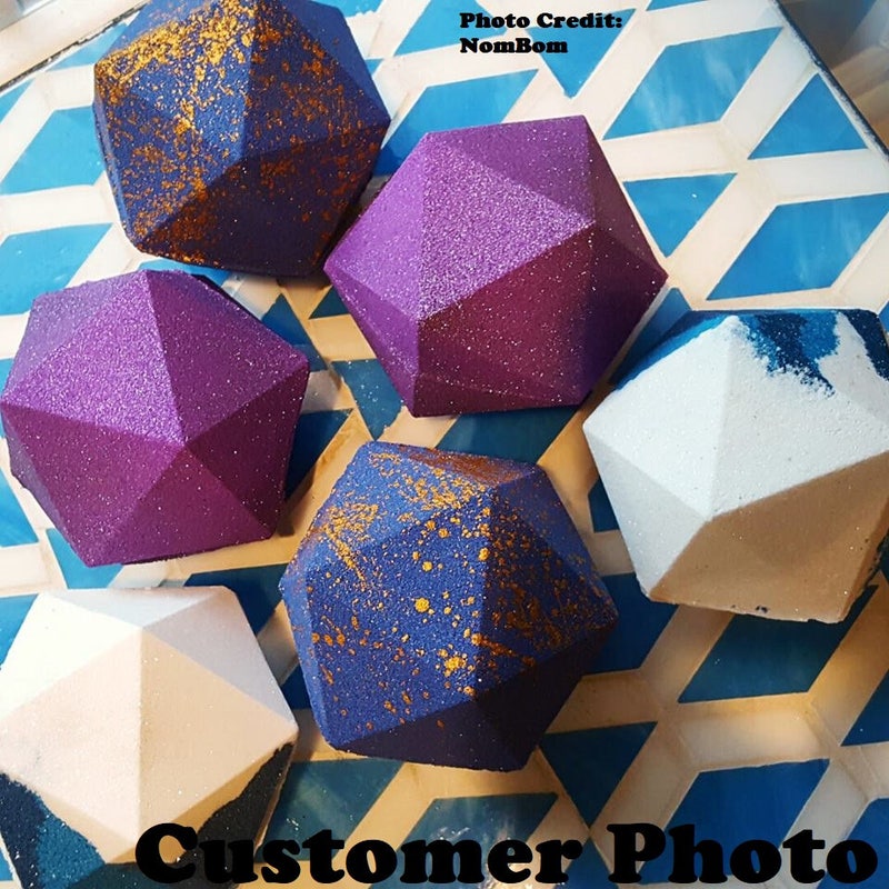 D20 Mold - Etsy