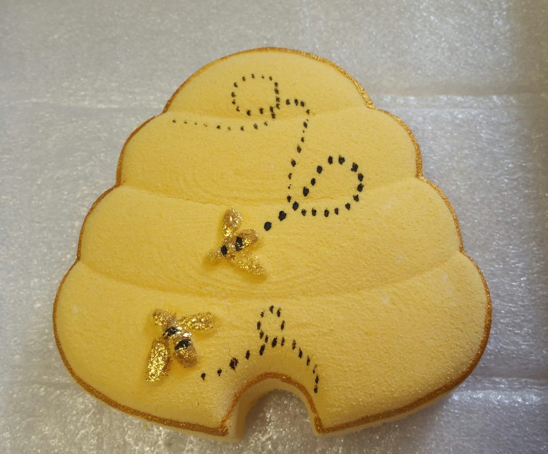 Simple Bee Hive Plastic Mold or Silicone Mold, Bath Bomb Mold, Soap ...