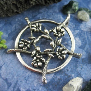 Five Flowers Hidden Pentacle Pentagram Pendant Necklace Antiqued Floral ...