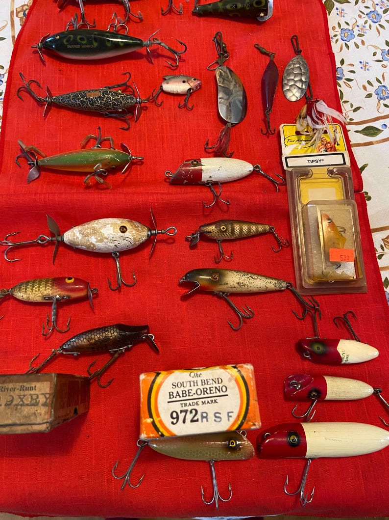 Lot of 21 Vintage Fishing Lures - Etsy