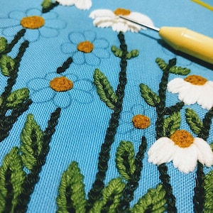 Daisy Punch Needle Embroidery Kit, Starter Kit, Floral Punch Needle Kit ...