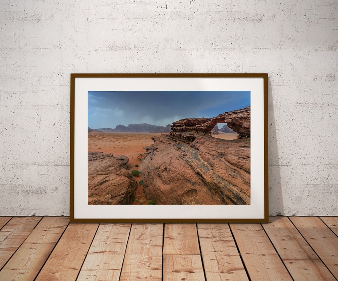 Wadi Rum Desert Jordan - Dramatic Landscape Before Sandstorm, Jordan ...