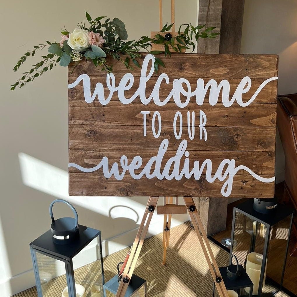 Rustic Wedding 'welcome' Sign- Wedding Signage | Welcome Sign for ...