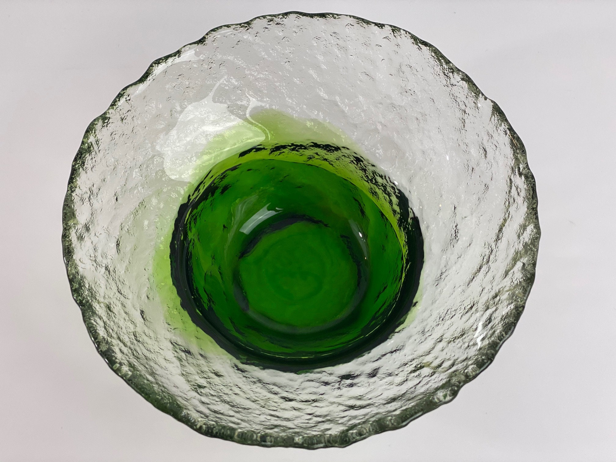 Signed Glass Bowl by Pertti Santalahti for Humppila, Finland, 1970s ...