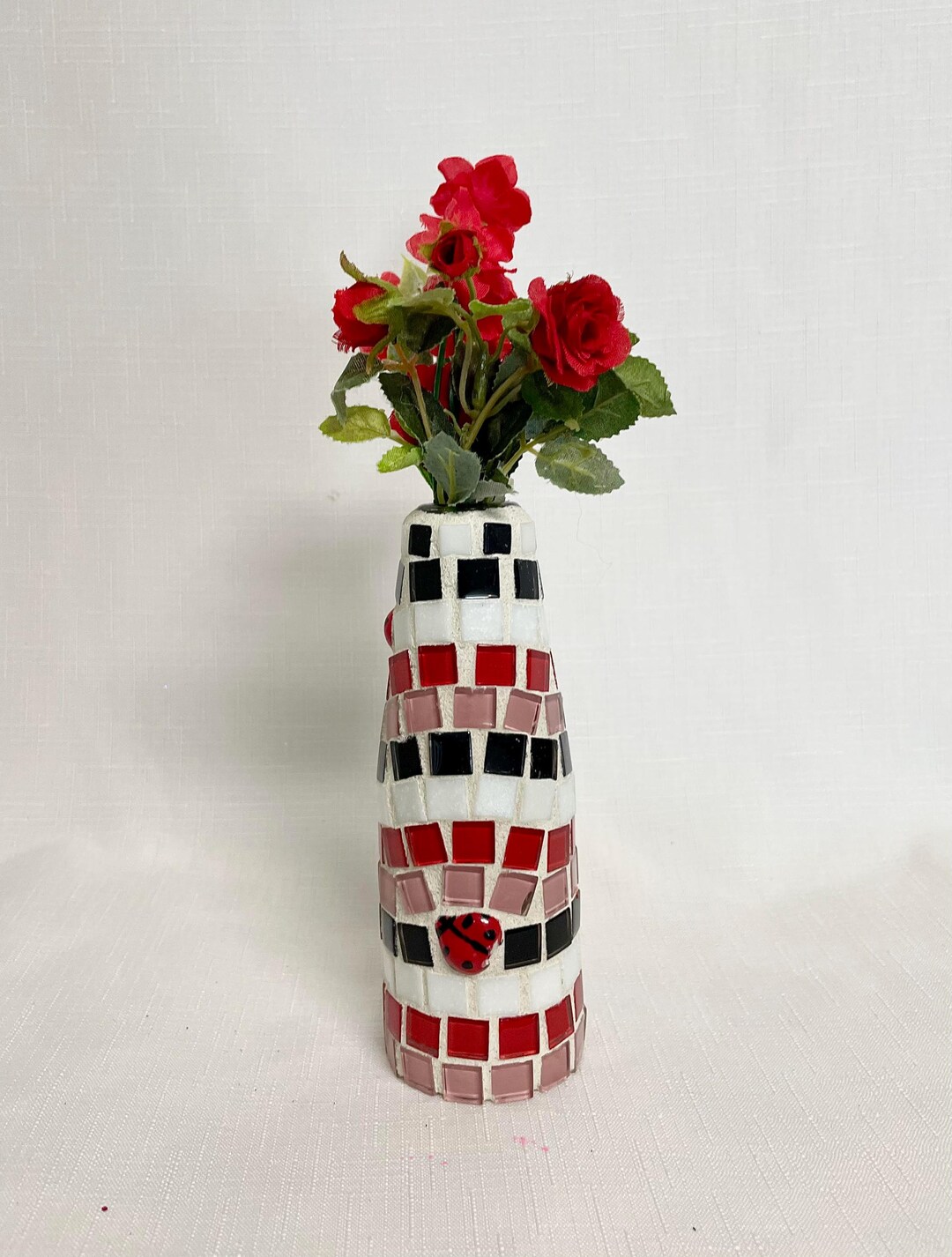 Sweet Ladybug Mosaic Bud Vase – Handcrafted Glass Tiles & Adorable ...