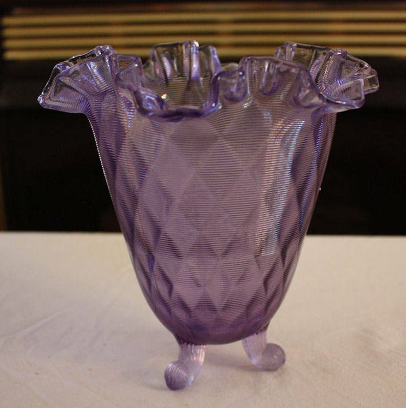 Vintage Fenton Wisteria Threaded Diamond-optic Footed Vase - Etsy