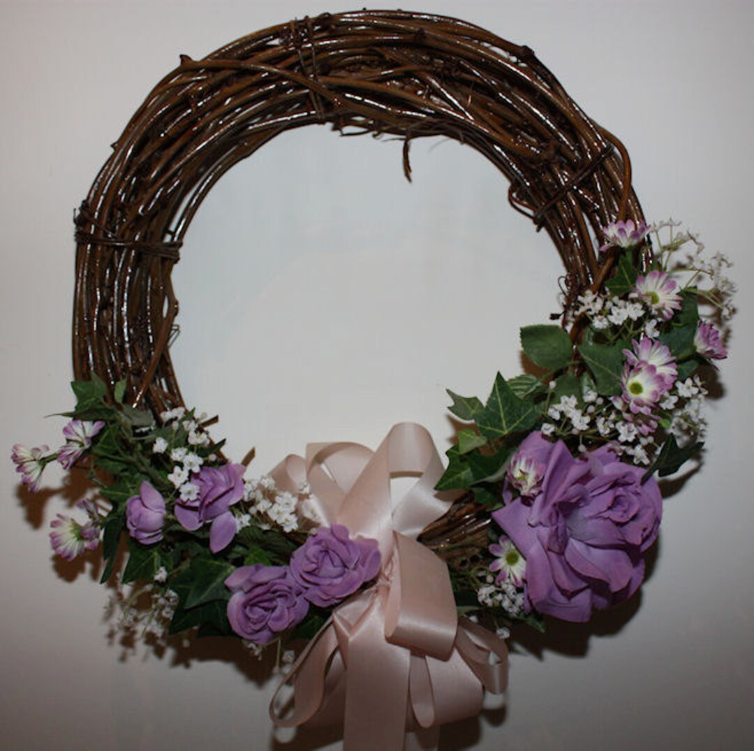 Vintage Indoor Grapevine Wreath - Etsy