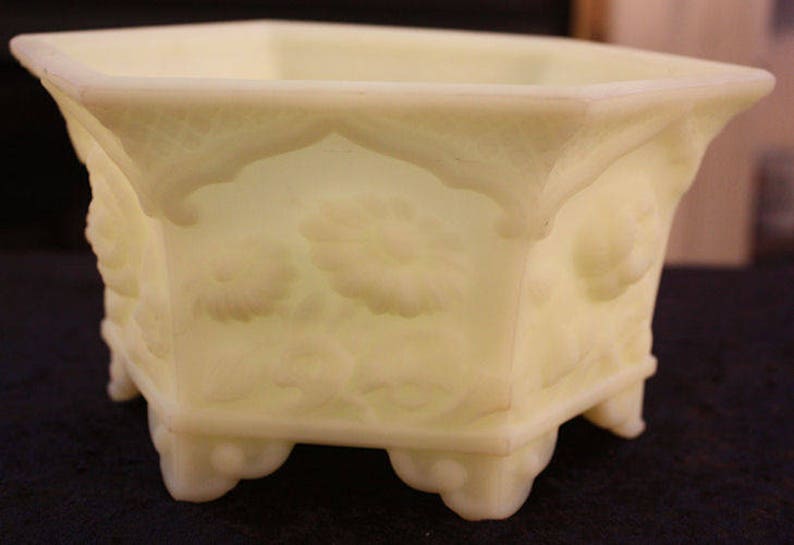 Vintage Fenton Custard Satin Planter Bowl 8226 CU - Etsy