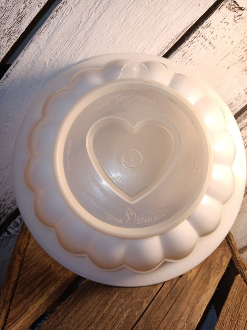 Vintage Tupperware Heart Jello Mold Jello-n-serve With Lid - Etsy