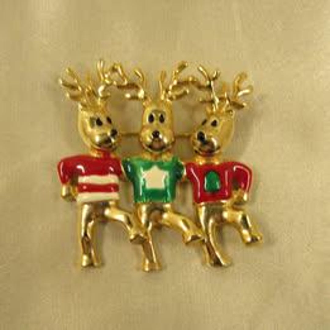 Dancing Reindeer Holiday Pin - Etsy