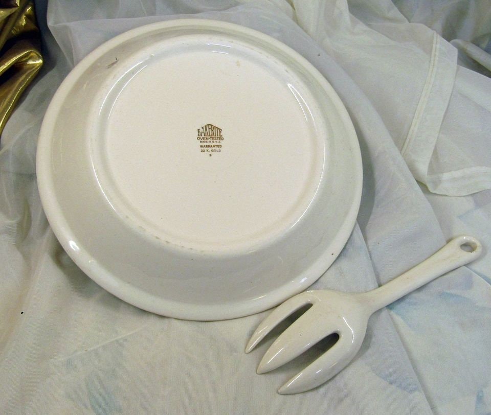 Harker Bakerite 'modern Tulip' Pie Plate and Serving - Etsy